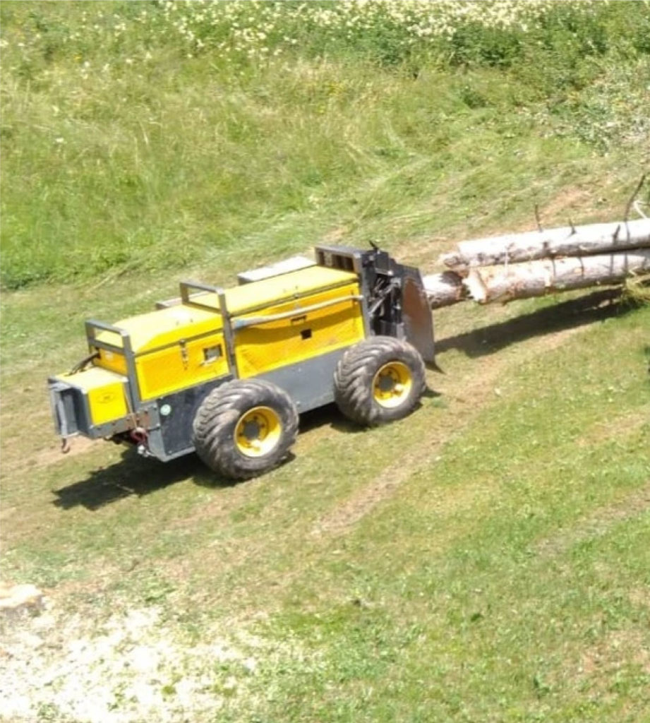 Equipe et machines | WR Entreprise Forestière Sàrl